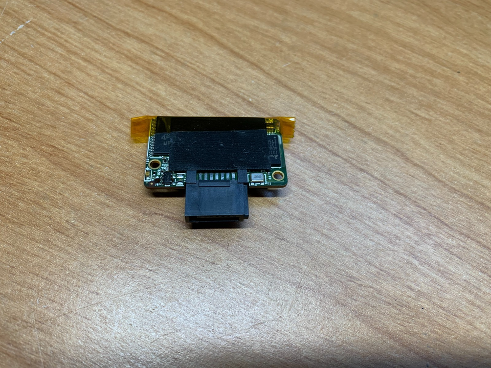 Innodisk SATADOM D150QV-L 64GB Internal SATA DOM SSD DESIL-64GJ30AC1DNF ...