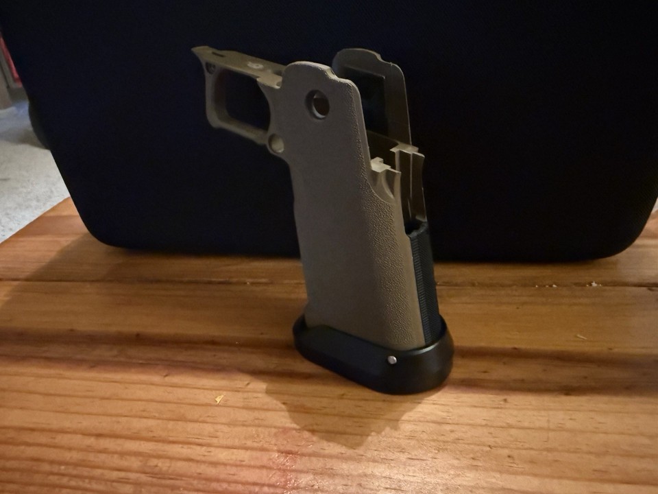 Springfield 2011 DS Prodigy Grip magwell msh mainspring combo FDE ...