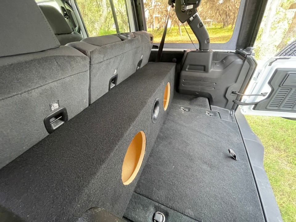 ZEnclosures 2018-2023 Jeep Unlimited 4 Door PORTED 2-12" Subwoofer Box ...