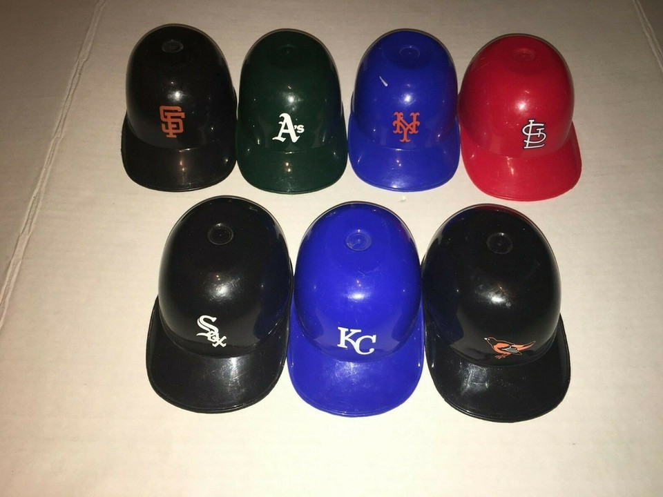 7 VINTAGE HARD PLASTIC MINI SPORTS MAJOR LEAGUE BASEBALL CAPS MINIATURE ...