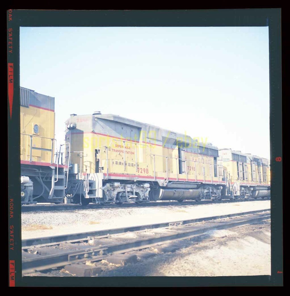 1974 UP Union Pacific EMD GP30B Locomotive #729B - Vintage Railroad ...