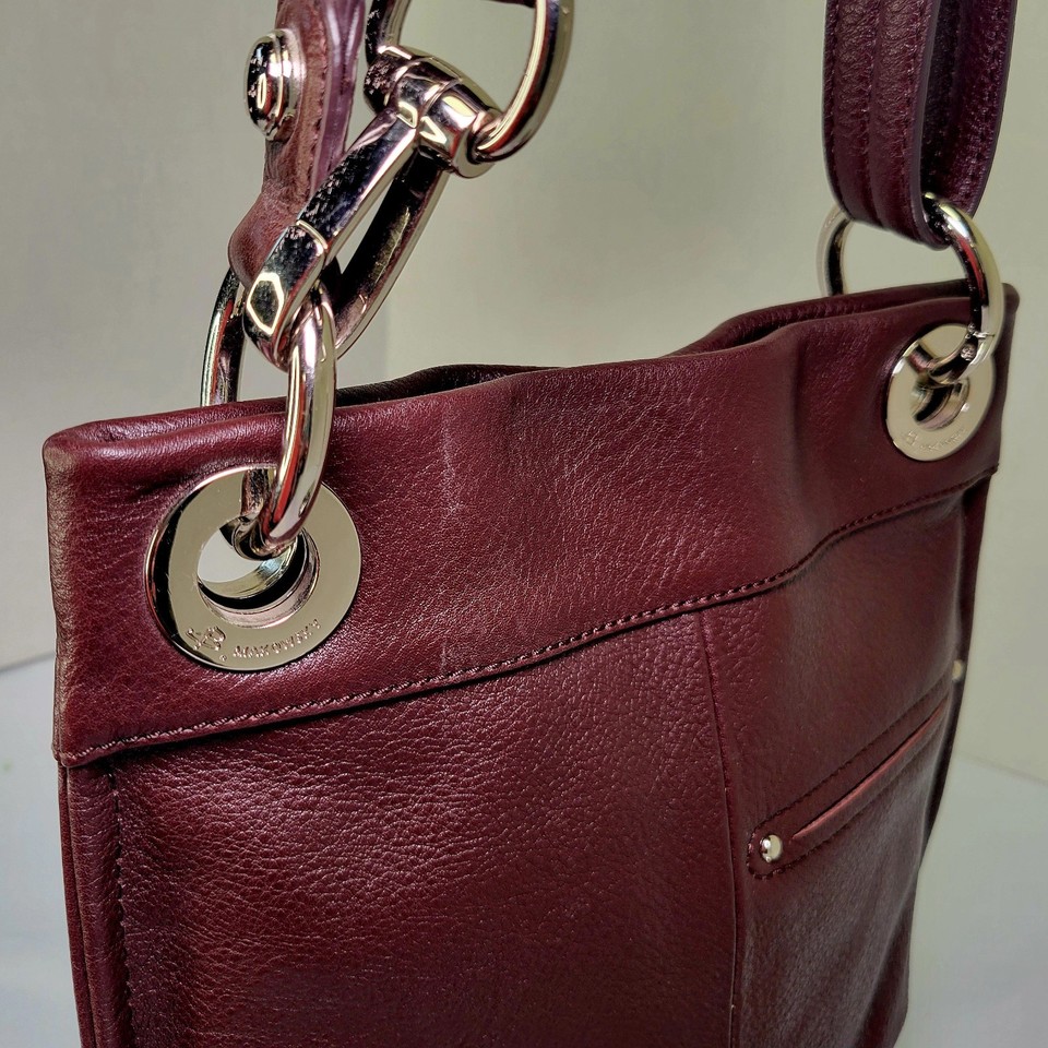 B Makowsky Leather Shoulder/Crossbody Cognac Brown Slim Bucket Purse ...