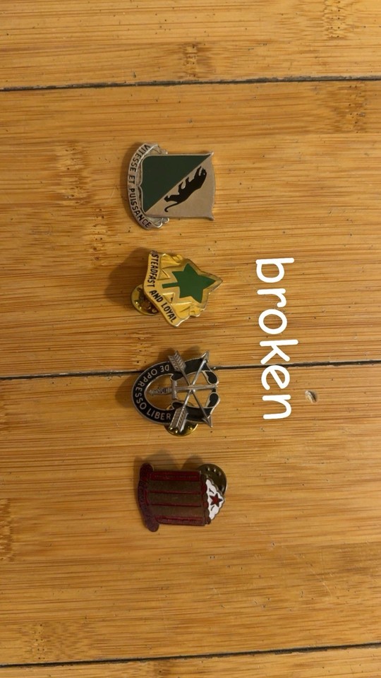 US Army Unit Crest Pins Militaria Collection Various Designs Dealer Lot ...