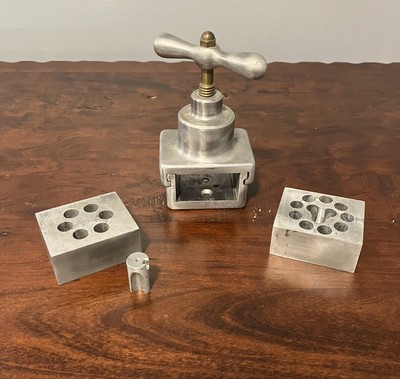 Apothecary & Pharmaceutical - Suppositories