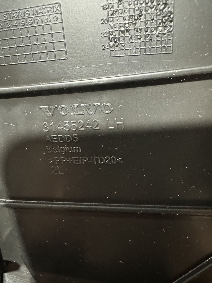 VOLVO XC40 536 32341534 Stoßstangenhalter vorne links 2019 27500295 | eBay