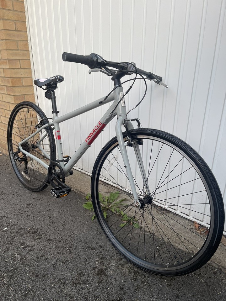 Ladies / Girls Bike pinnacle lithium hybrid bike 700x38c BARGAIN! | eBay UK