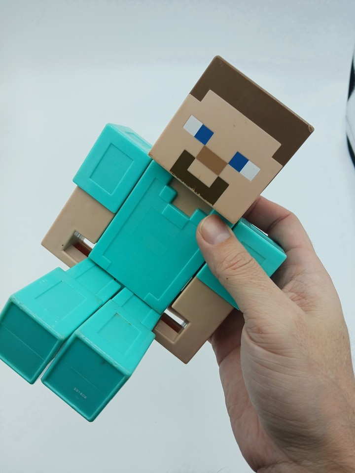 Minecraft Steve Large Scale 8.5” Action Figure Big Giant Huge Toy ...