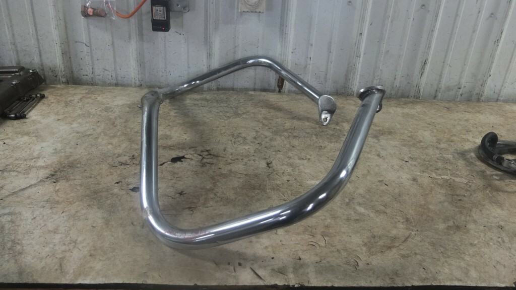 01 Harley Davidson FLHTCI Electra Glide Engine Guard Crash Bars | eBay