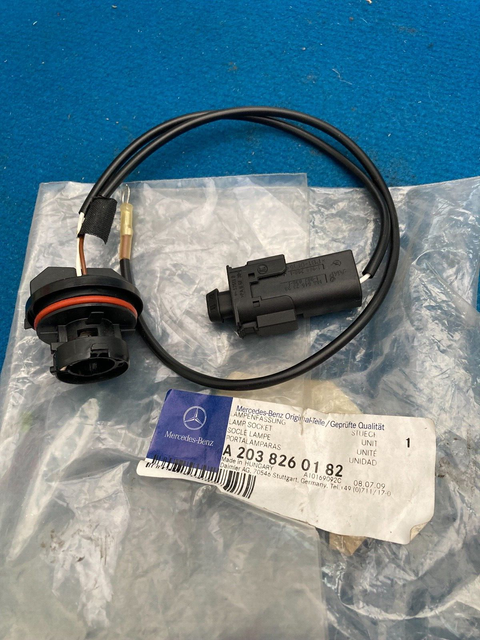 MERCEDES C Class W203 Lamp Socket A2038260182 online kaufen | eBay