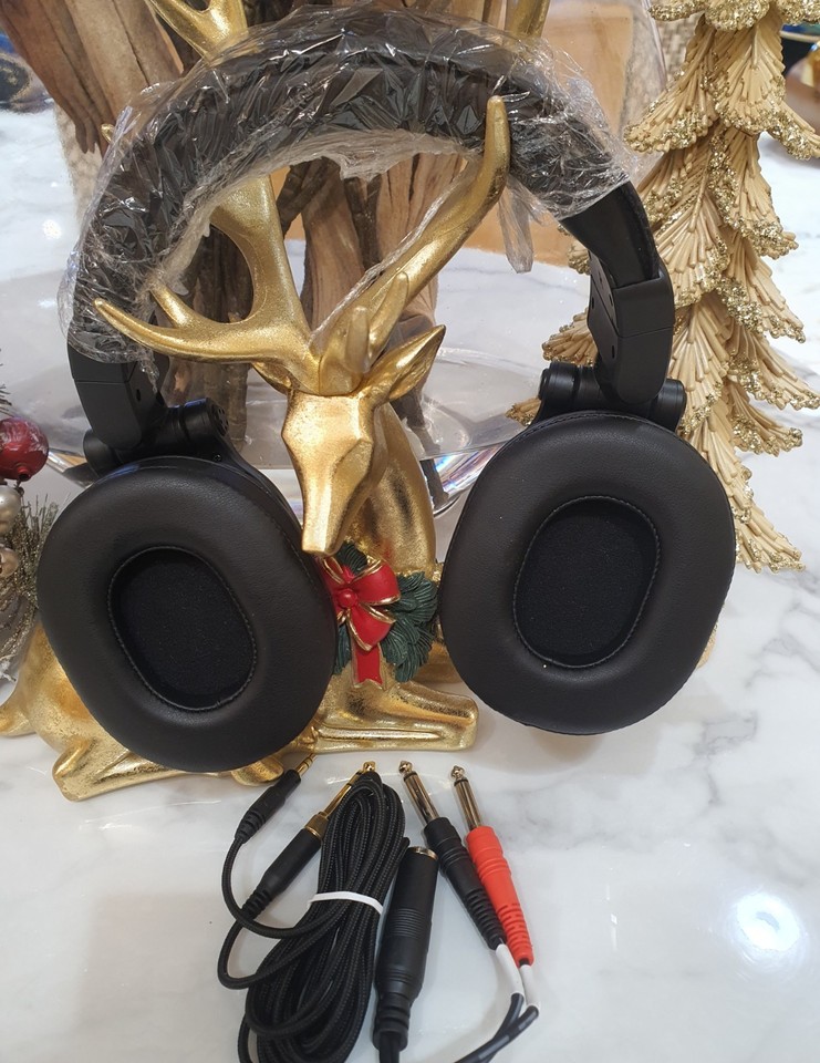 Sterling Audio S402 Studio Headphones With 40 mm Drivers | eBay