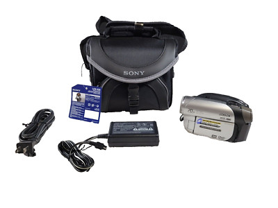 Sony Handycam DCR-DVD92 MiniDVD Camcorder with 20x Optical Zoom, Bundle ...