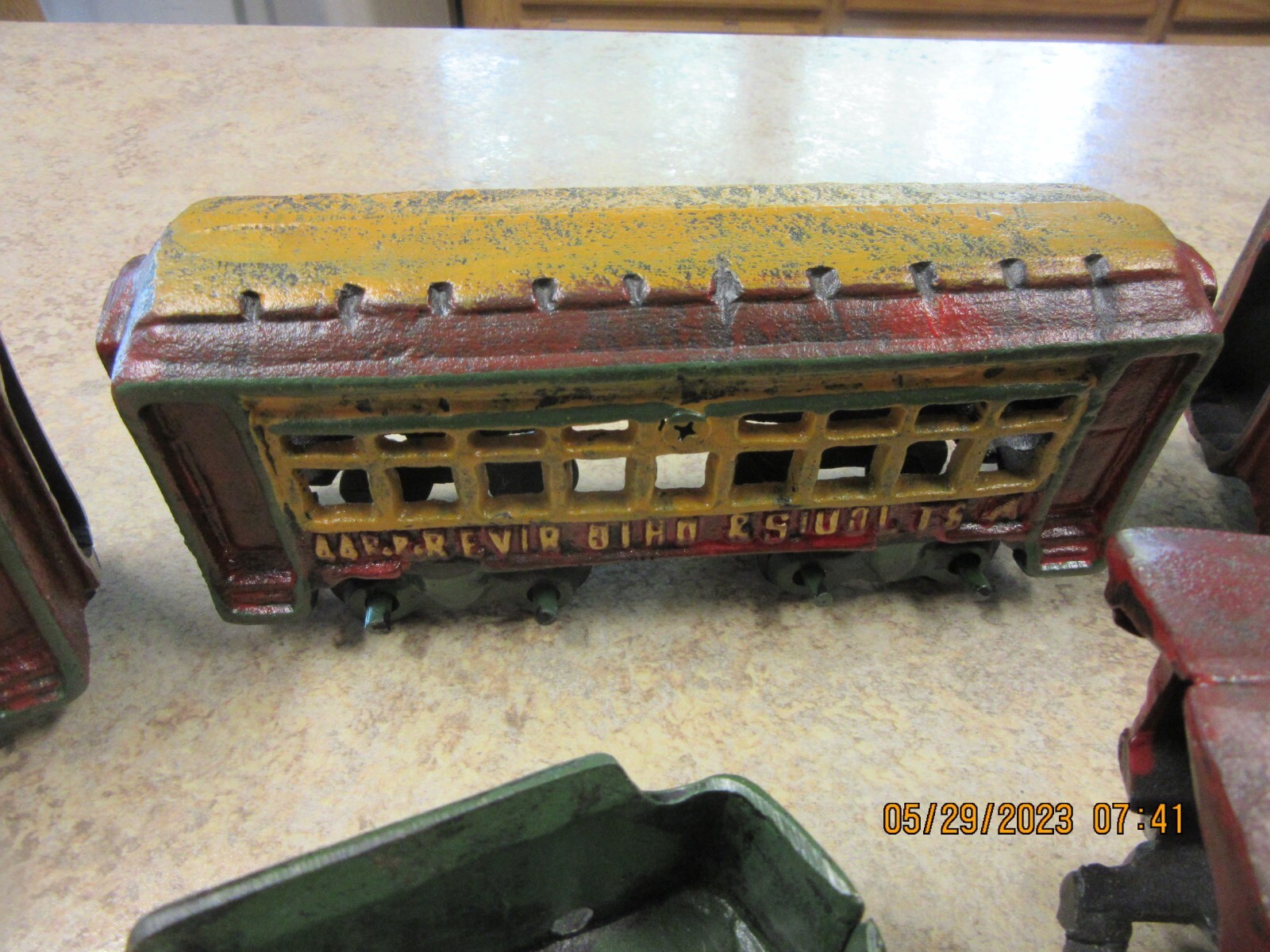 44 ST LOUIS CAST IRON TRAIN SET #106325-1 C | eBay