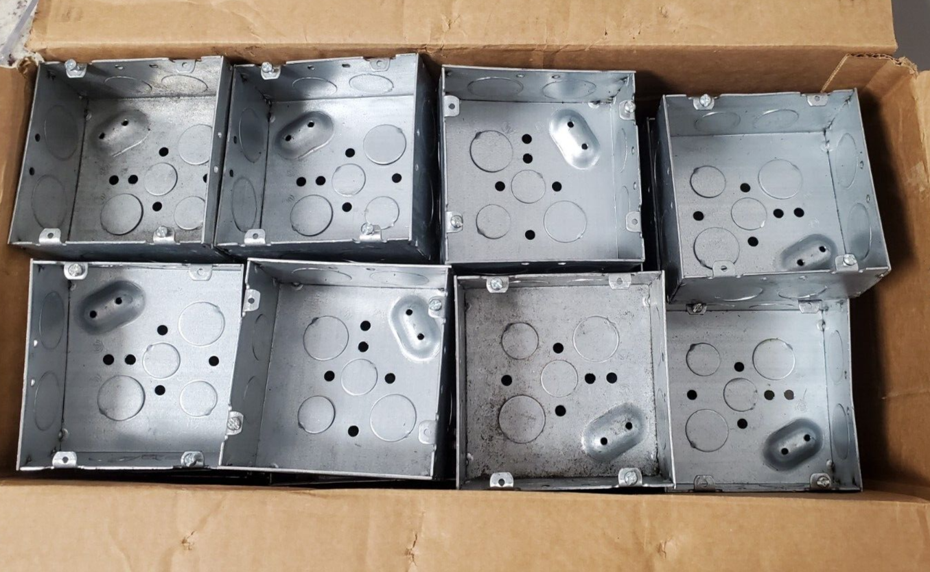 EMERSON APPLETON 4SJD-3/4-1 4-11/16" SQUARE BOX w /GROUNDSKEEPER TM 2 1 ...