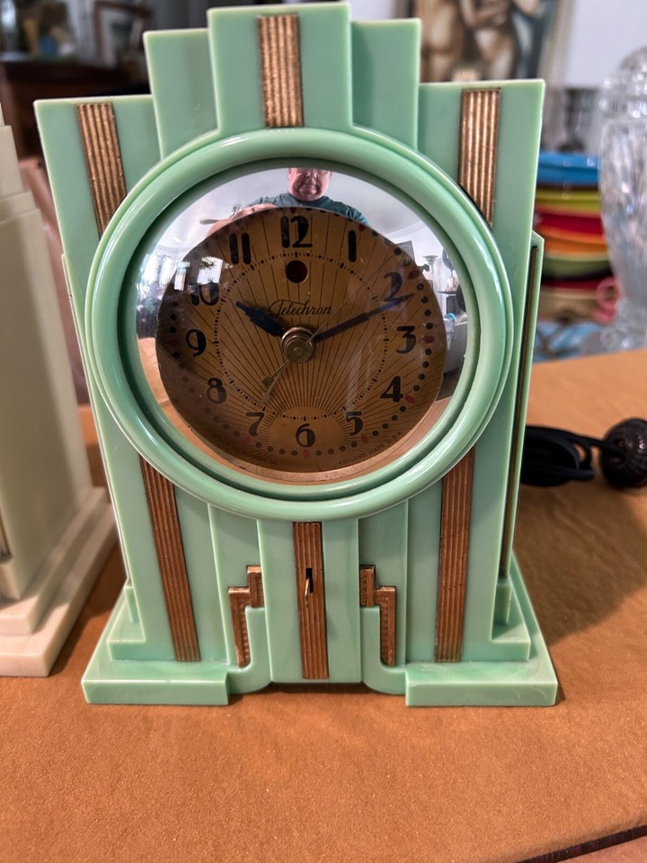 Telechron Skyscraper ElectroAlarm Clock Bakelite S/ 3 Green Off White ...