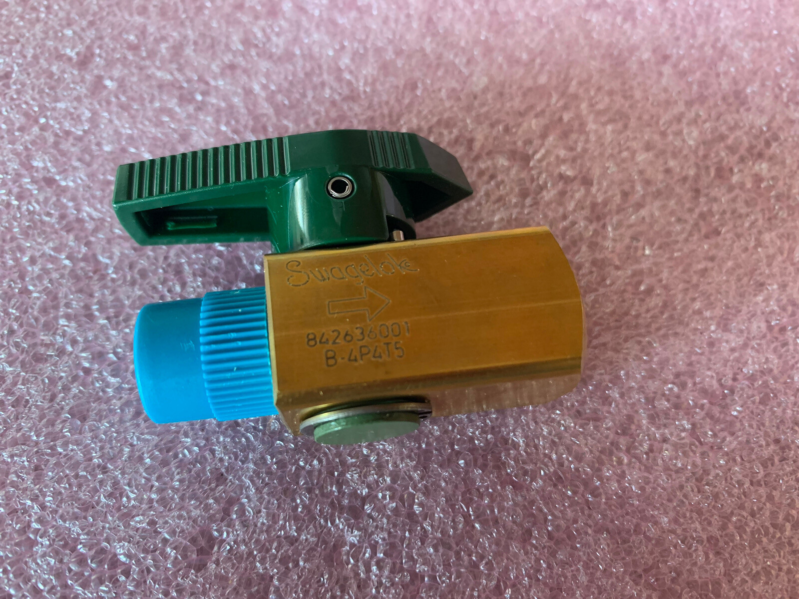 Swagelok B-4P4T5 Brass Quarter-Turn Instrument Plug Valve | eBay