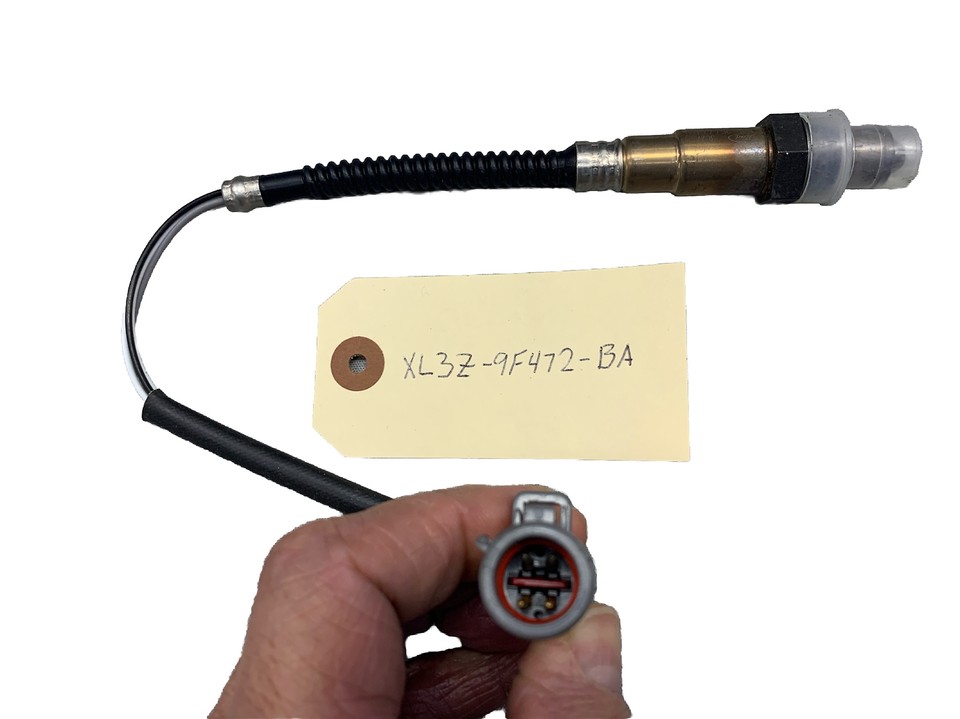 New Genuine Ford OEM Front Oxygen O2 Sensor XL3Z-9F472-BA, Motorcraft ...