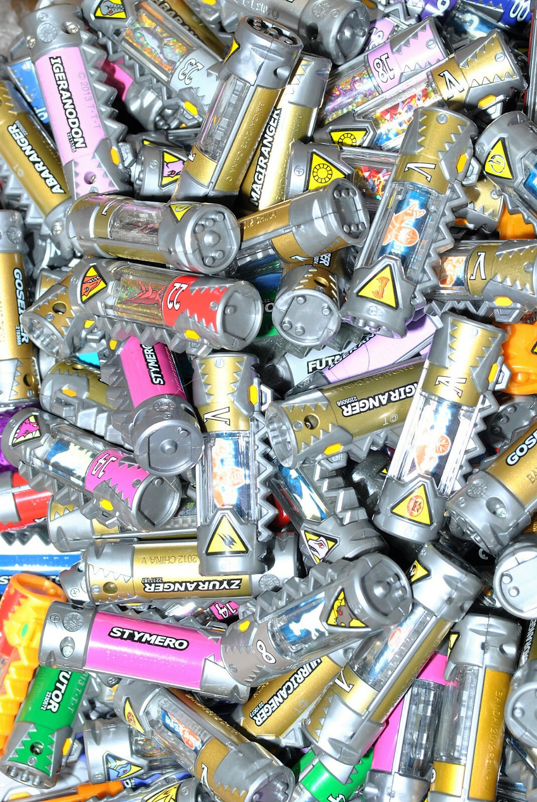 POWER RANGERS Random 14pcs Dino Charge Zyudenchi Energems Kyoryuger Lot ...