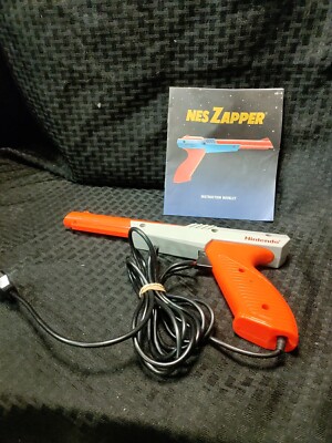 OEM Original Nintendo NES Zapper Duck Hunt Gun NES-005 Light Gun 1985 ...