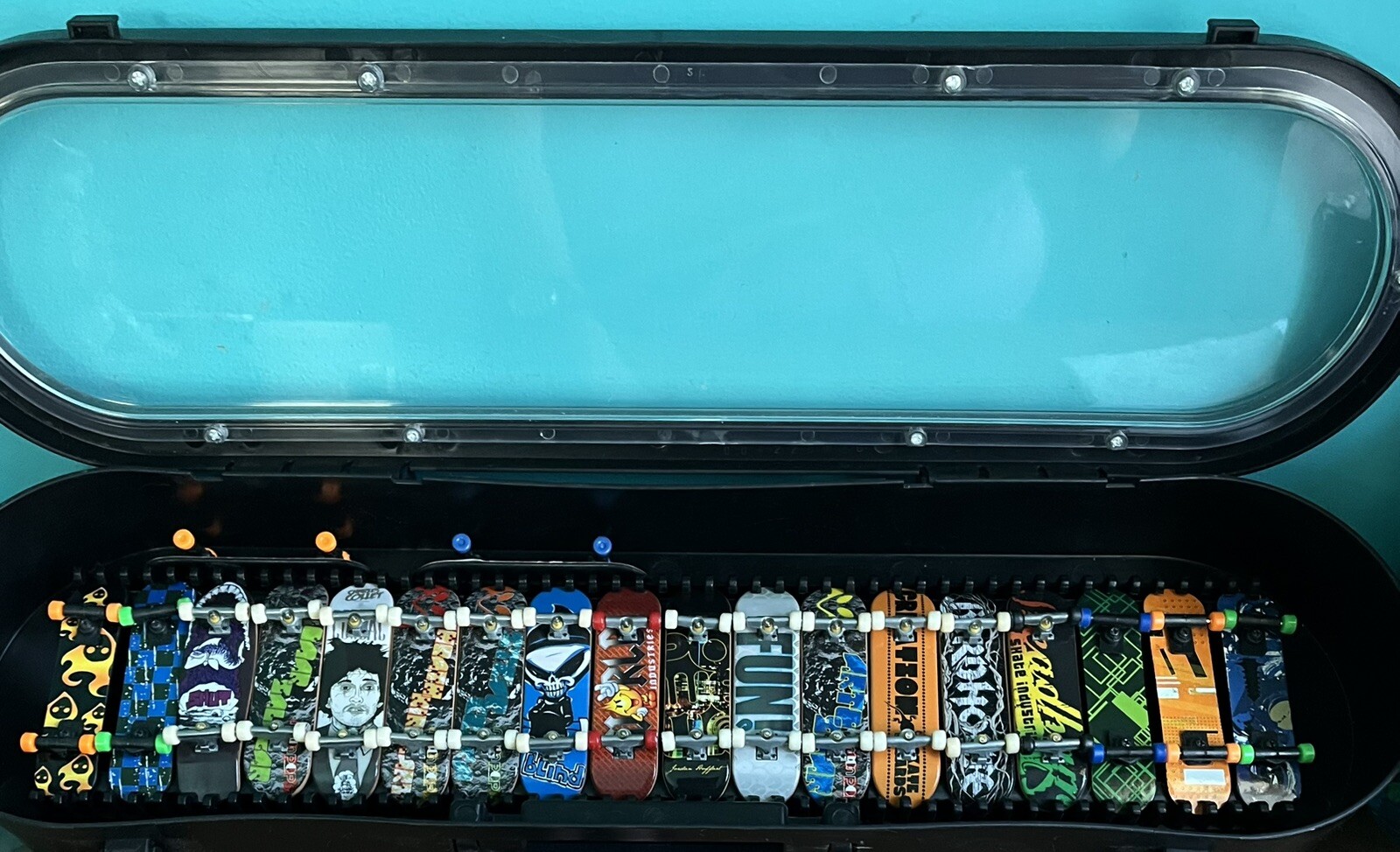 Tech Deck Boards Lot of 13 w/7 other Boards, Parts & 2009 Display ...