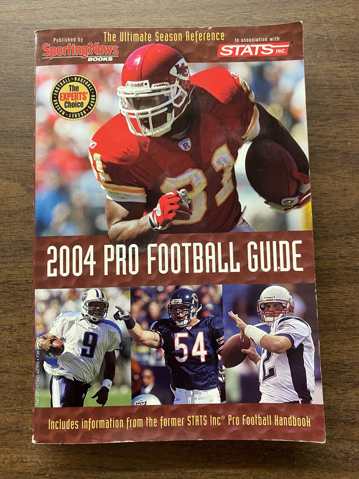 2004 Pro Football Guide 9780892047383| eBay