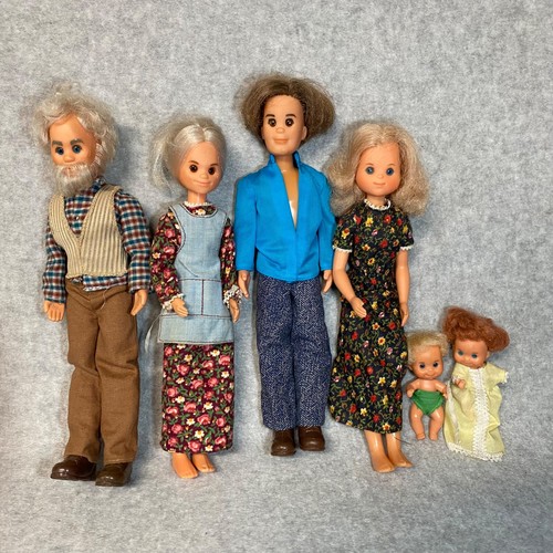 Sunshine Family Dad With Child & 2 Babies Extra Clothing Vintage | eBay