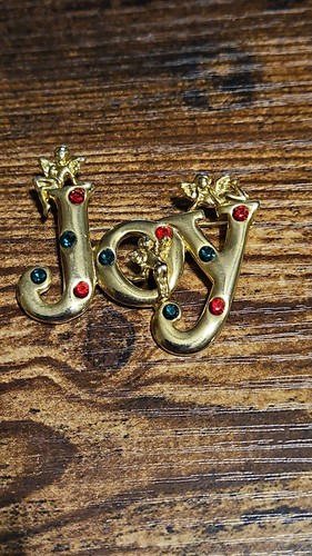 Gold Tone Joy Pin With Cherubs Christmas Angels | eBay