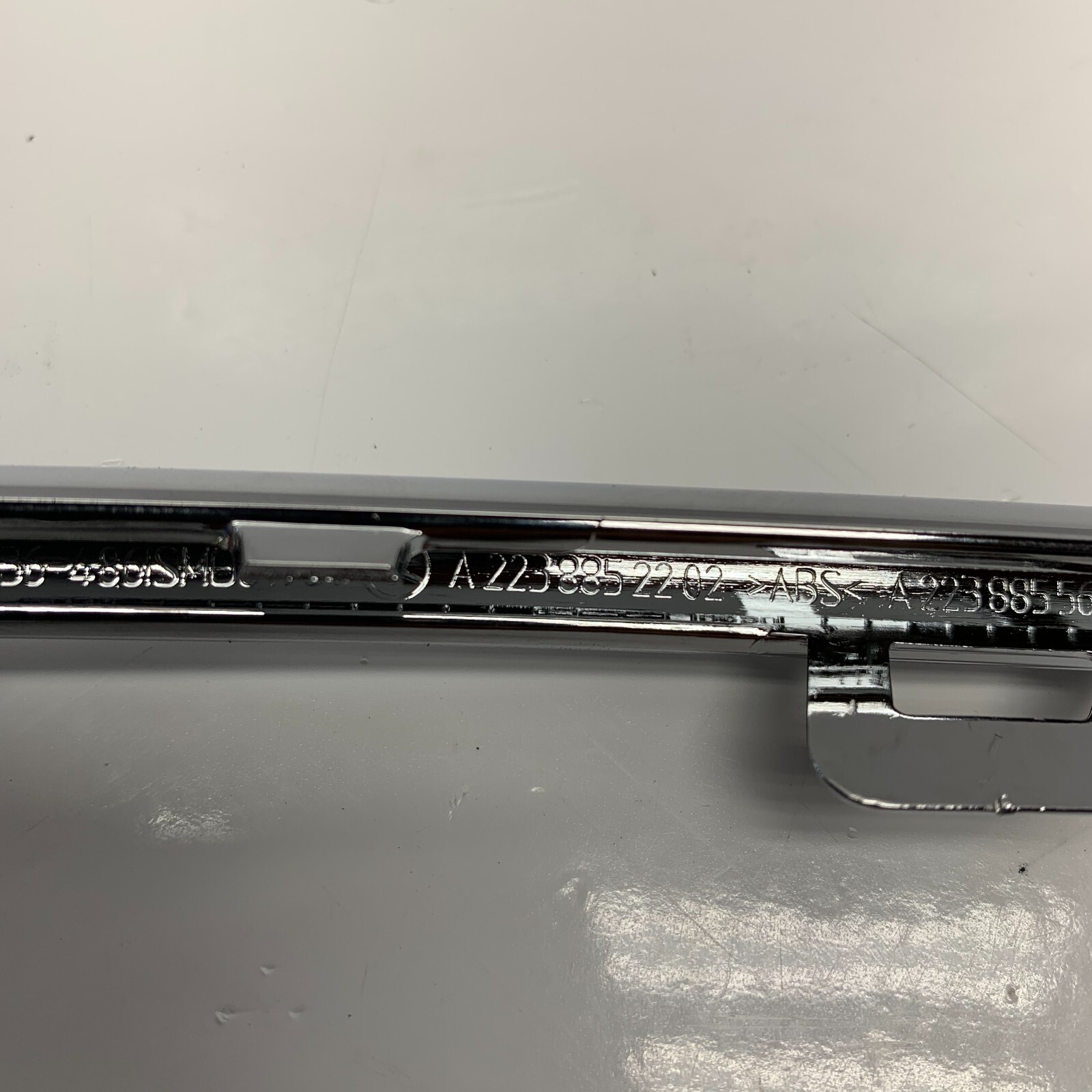 2020 - 2022 Mercedes-Benz Front Right Bumper Molding Chrome 2238852202 ...