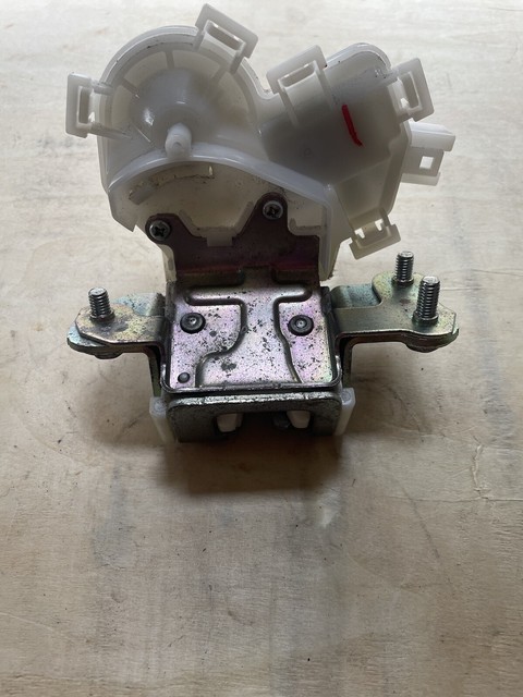 MITSUBISHI OUTLANDER TAILGATE BOOT LOCK Estate 5808A135 12-21 for sale ...