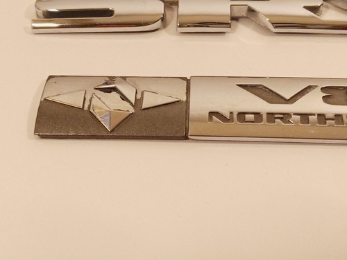 Cadillac SRX V8 NS Trunk Emblem Badge Decal Logo Symbol Nameplate OEM ...