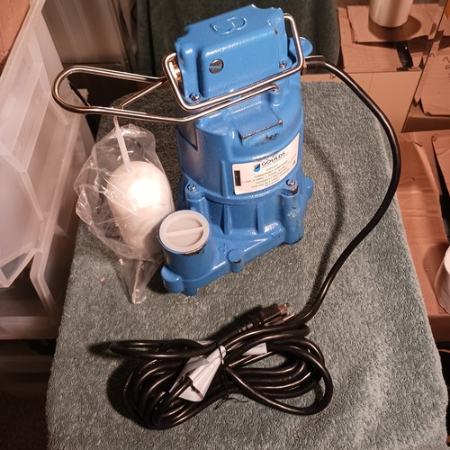 Купить Ибей | Goulds GSP0511 Cast Iron Sump and Effluent Pump 1/2HP 115V Vertical Float Switch