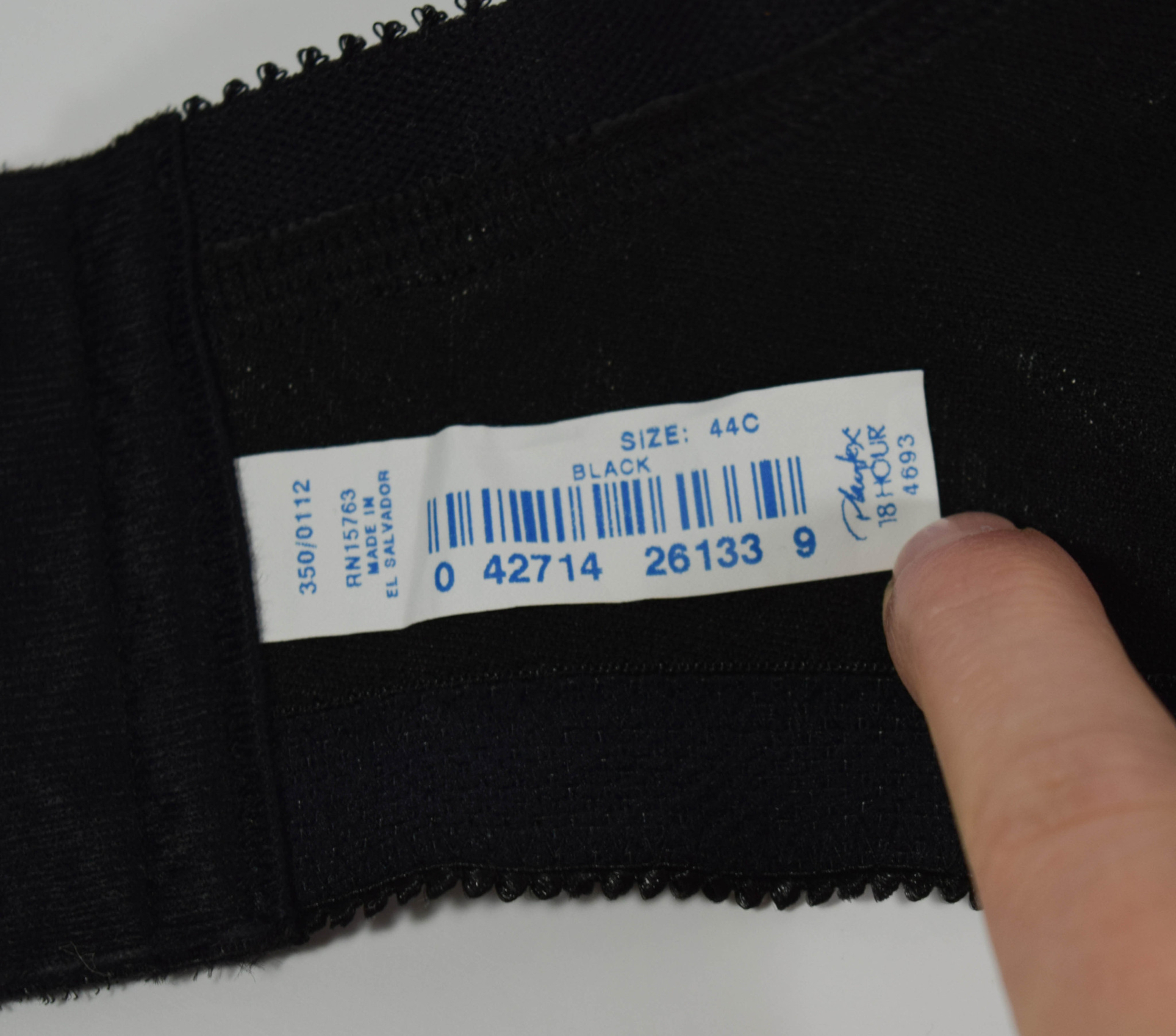 Playtex 4693 18 Hour Ultimate Shoulder Comfort Black Rose Wireless Bra ...