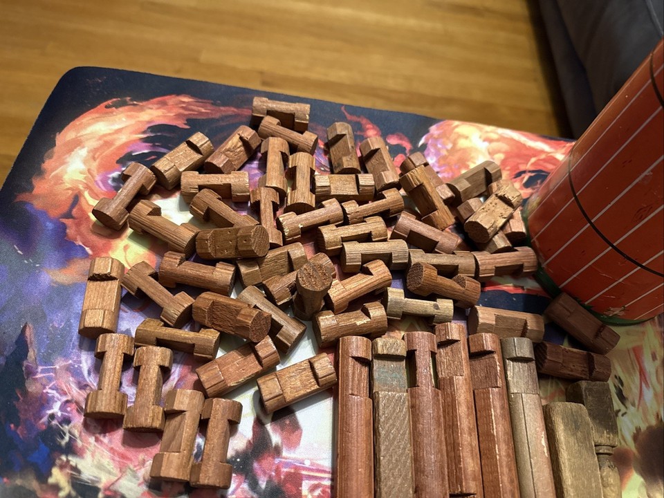 Vintage!! FUN Lincoln Logs Silo - Small Pieces - Building Blocks Toys ...