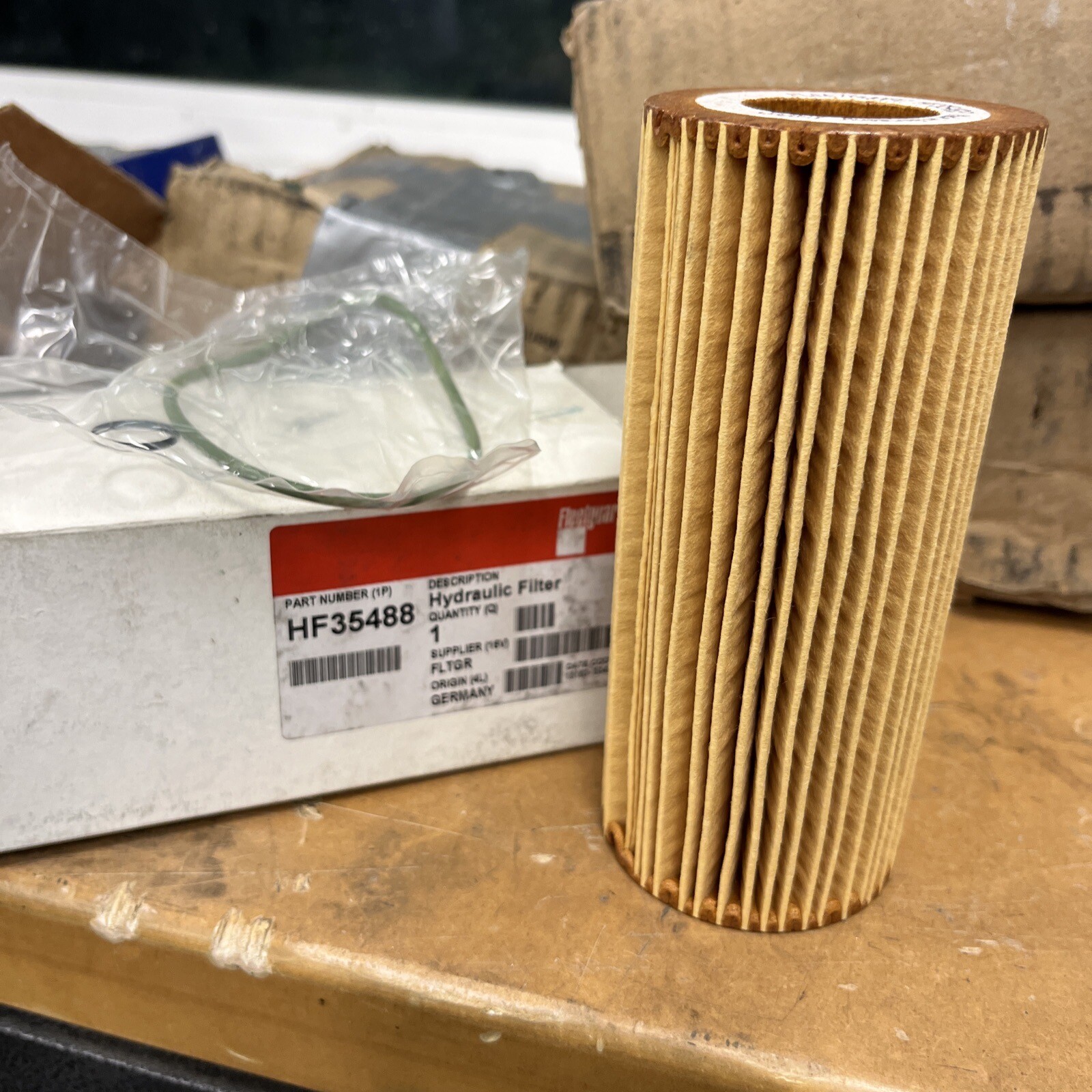 GUD Z300 - cross reference oil filters | oilfilter-crossreference.com