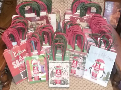 301 - Merry Brite Christmas Gift Bags 3 Sizes Assorted Designs Colors ...