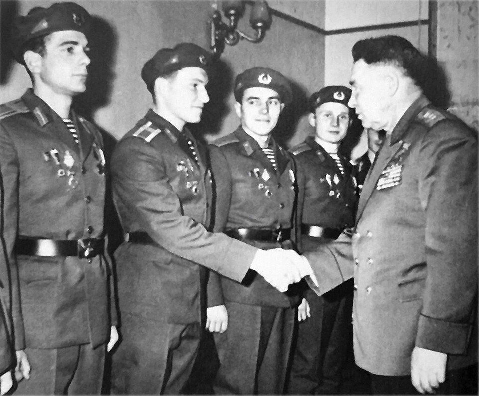 Soviet Blue Beret VDV. Airborne Hat Margelov. Paratrooper Cap, Cockade ...