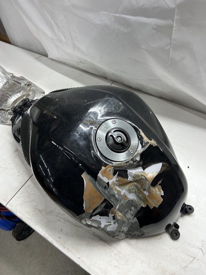 2005-2009 Suzuki SV650 SV650S 05-09 Gas Tank Fuel Petrol Reservoir Cell ...