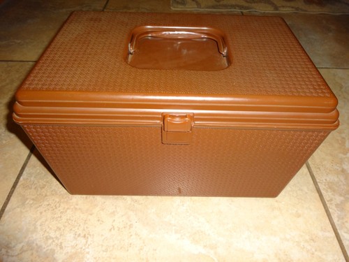 Vintage Wilson Wil-Hold Brown Plastic Sewing Box 14"x9" with White ...