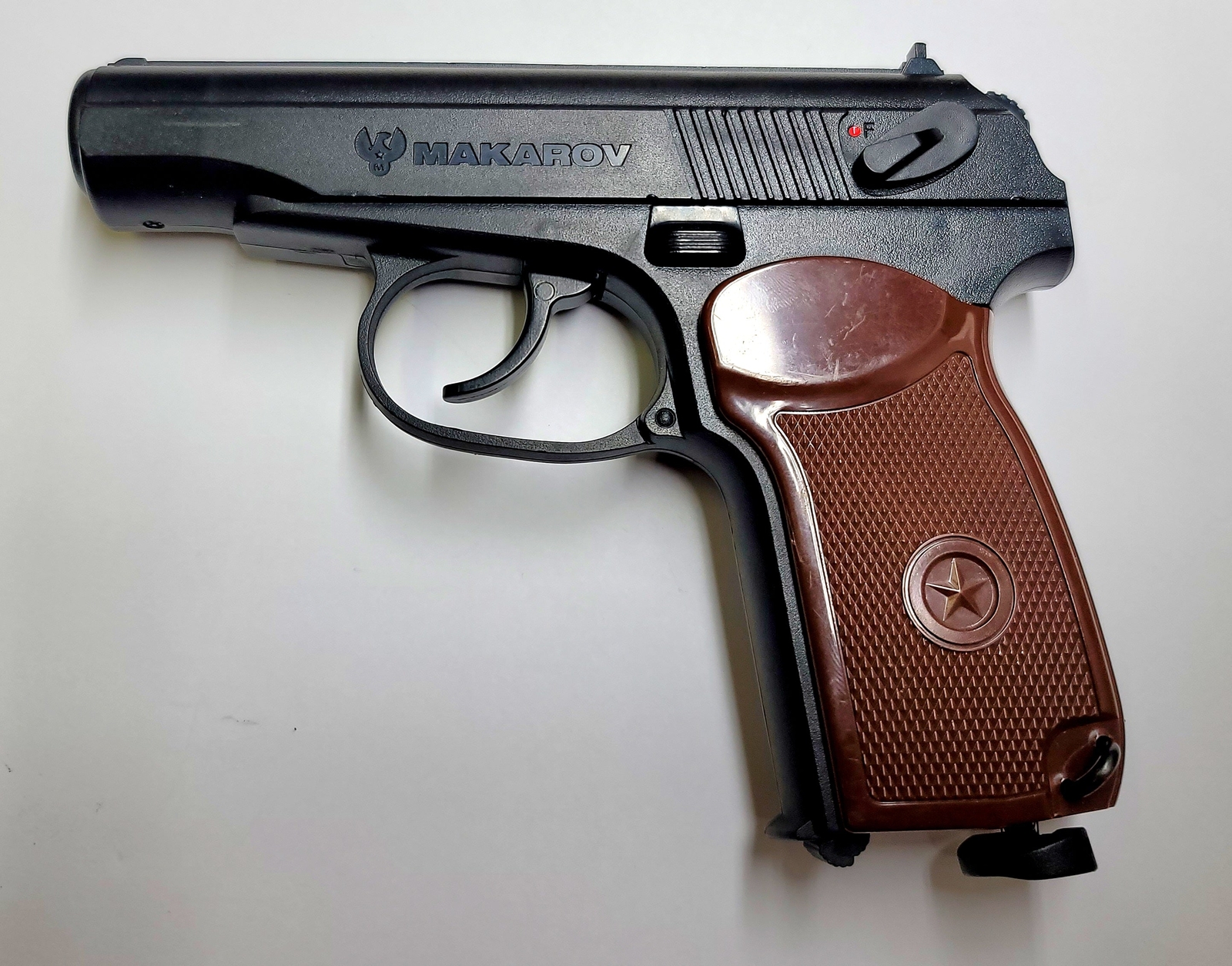 Broken 4.5MM Makarov CO2 BB Gun, Prop Gun, For Prop Use Only | eBay