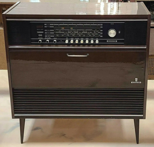Grundig Model Locarno 3/U Solid State Floor Radio Console FM/SW ...