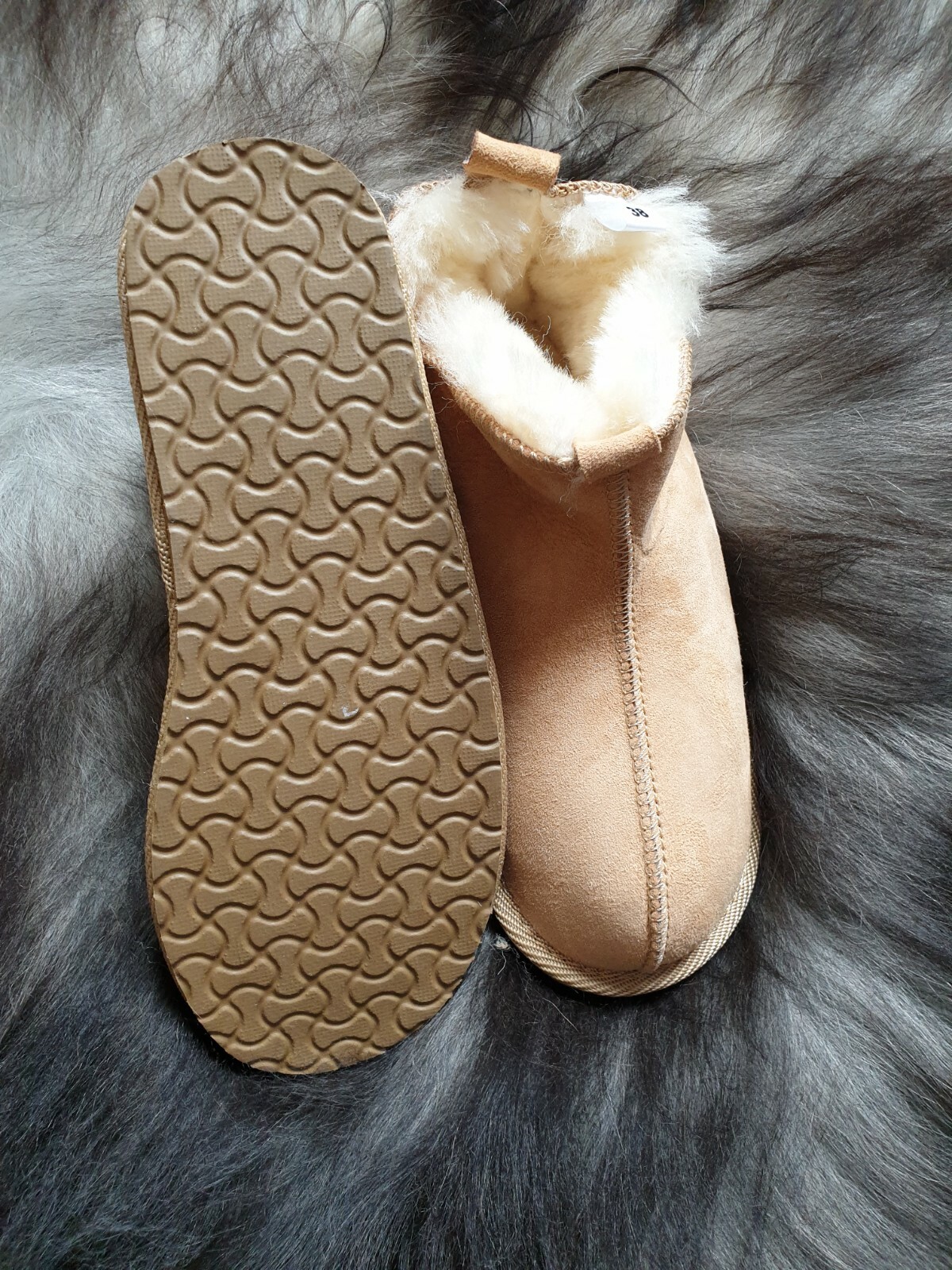 Genuine 100% Natural Sheepskin, real wool Slippers Men Women Fur Lined ...