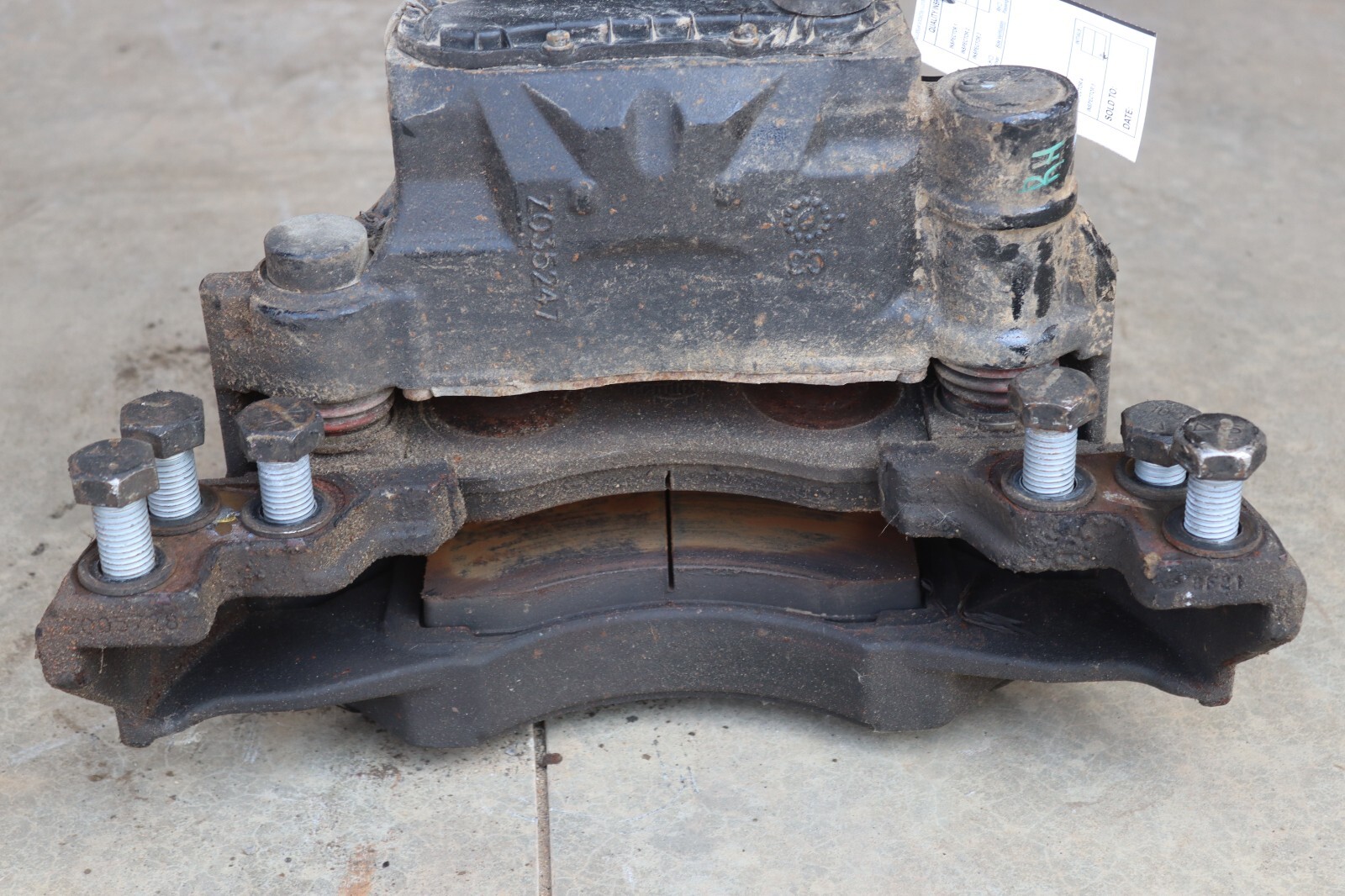 2019-2023 VOLVO VNL 760 D13 12.8L FRONT RIGHT BENDIX BRAKE CALIPER ...