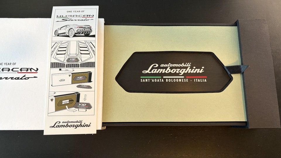 Lamborghini Huracan Sterrato Desk Plaque 900000806 | eBay