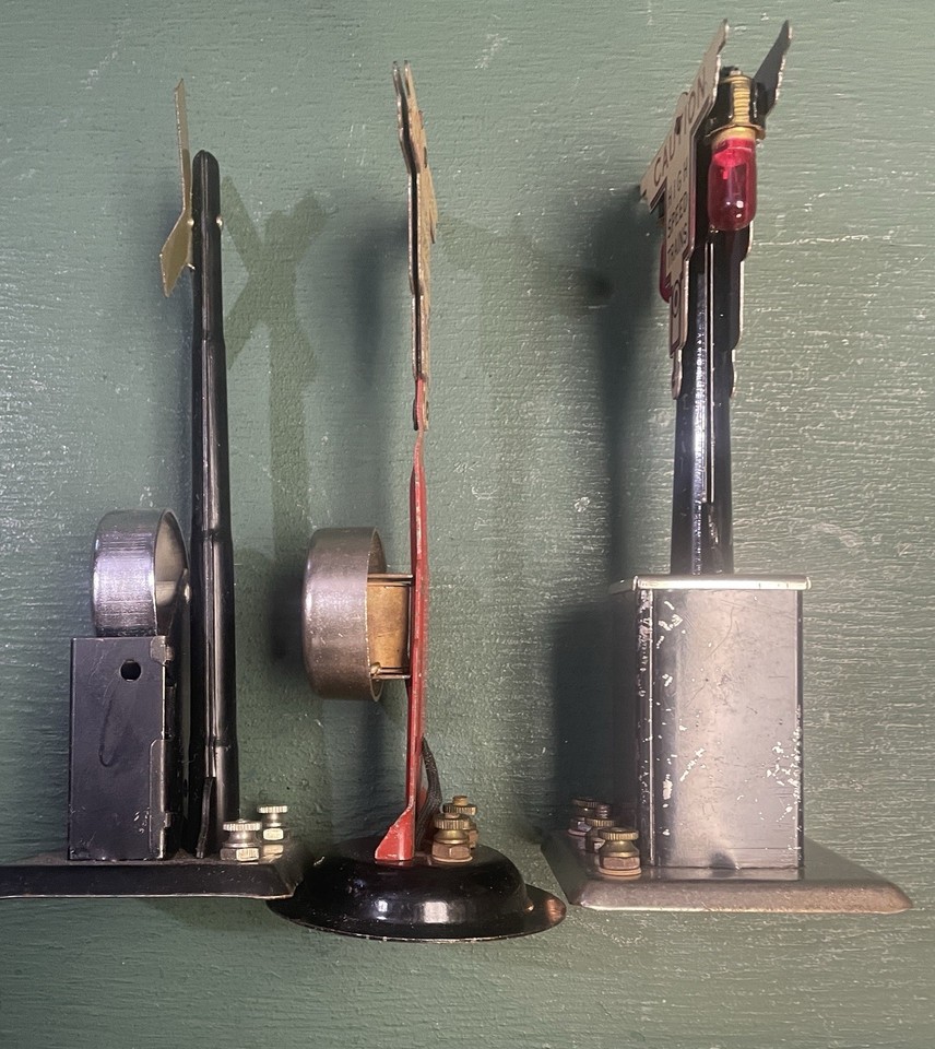 O Gauge Marx Signals (3) High Speed Trains Light/Bell and RxR Crossing ...