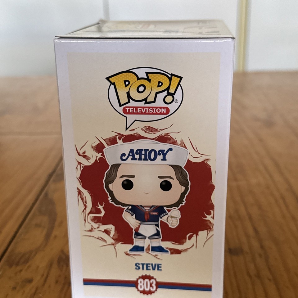 Funko Pop! Stranger Things S3 STEVE Scoop Ahoy with HAT & ICE CREAM ...