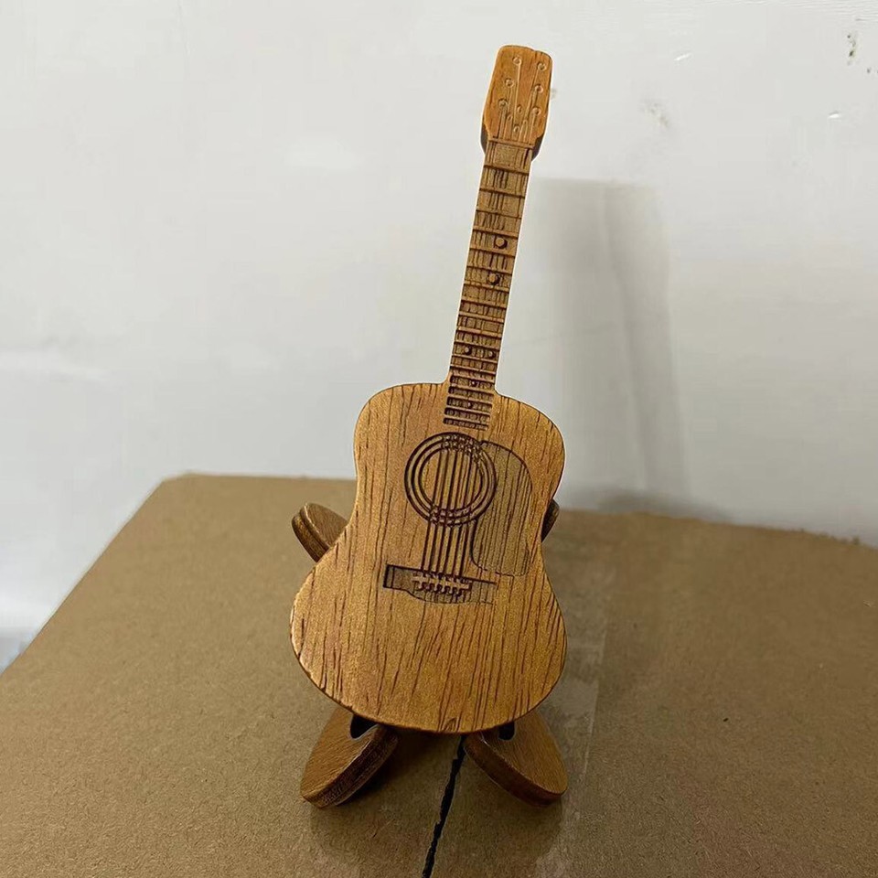 Wooden Plectrum Container with Stand & Picks Guitar Pick Case Guitar ...