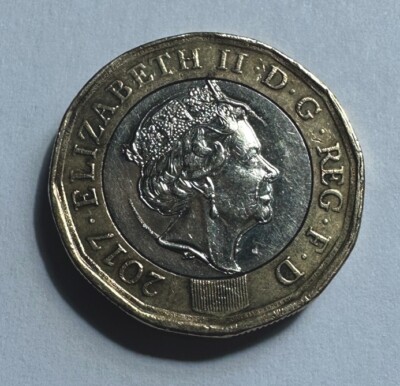 Very Rare 2017 £1 Pound Coin Royal Mint Error - Misprinted Circle ...