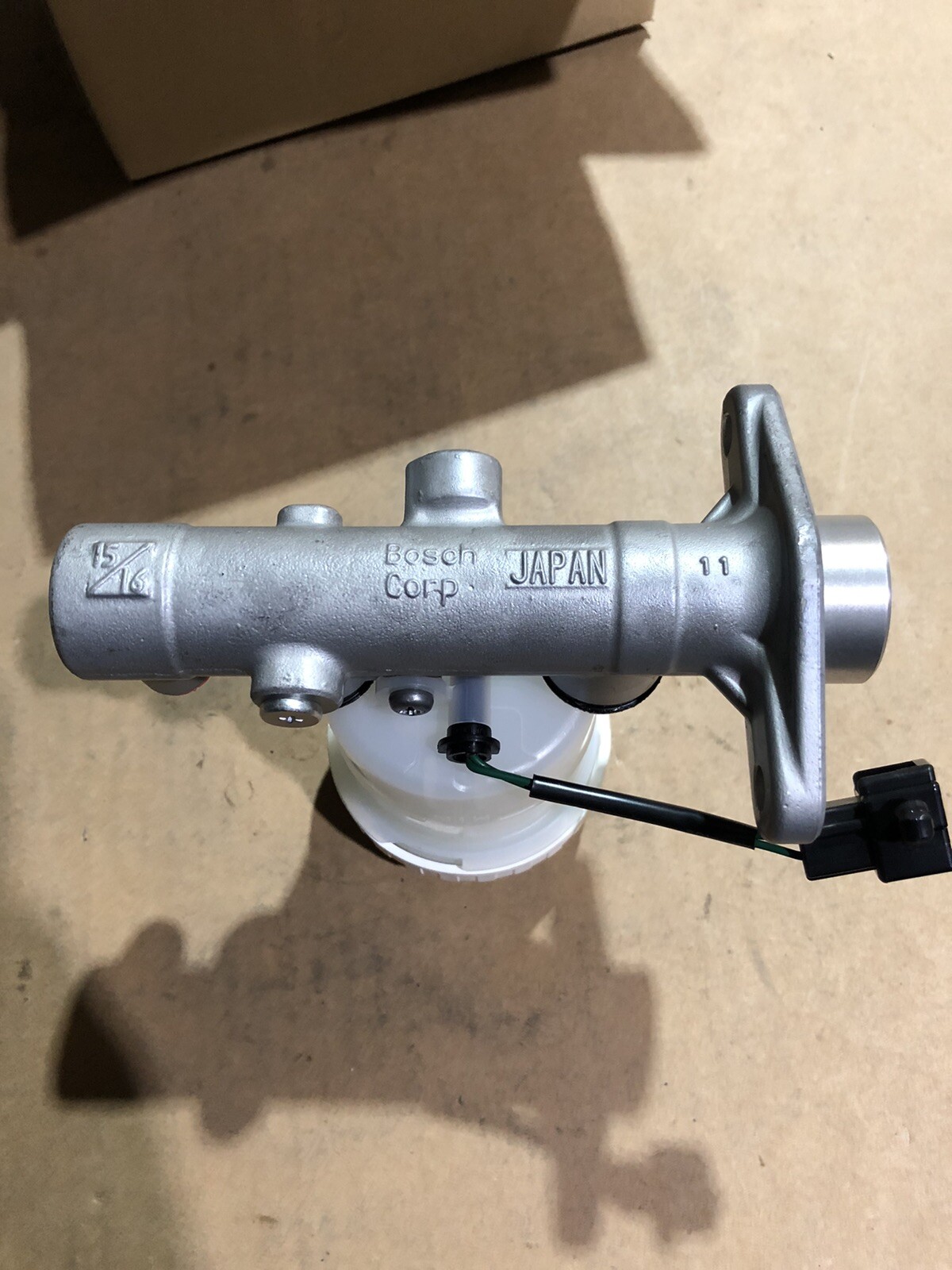 2005 Mitsubishi L200 2477 Diesel Brake Master Cylinder MB618717 for ...