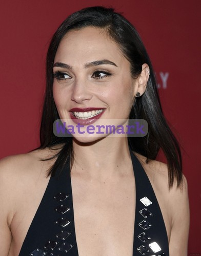 GAL GADOT Up-Close Big Smile Open Chest ** Pro Archival Print (8.5"x11 ...