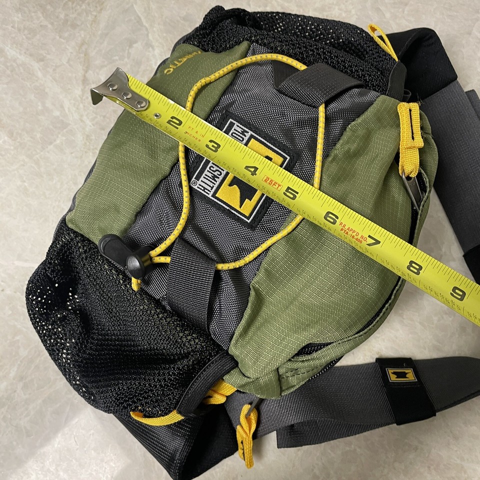 Mountainsmith Kinetic TLS Waistpack Nylon Green Bottle Pockets Hip Belt ...
