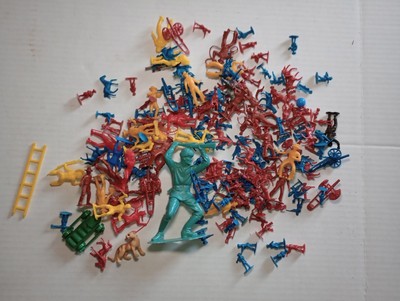 TONS of Vtg Plastic Toy Soldiers Cowboys Indians Colonial 1960s MCM ...